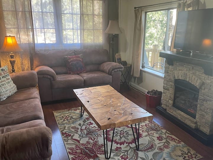 Squaw Trail Cabin: Cozy And Quiet W/deck & Grill - Ruidoso, NM