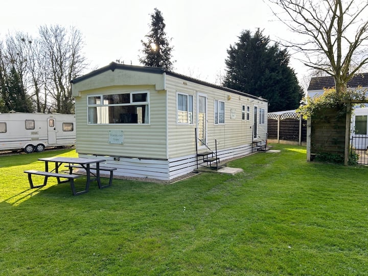 Woodland View Caravan (Sleeps 4) Pet Friendly - Anderby Creek
