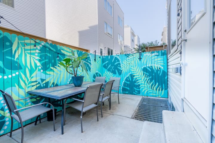 Modern & Cozy Fishtown Home - Private Parking - Lawncrest - Philadelphia