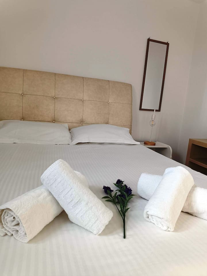 Sweet Home Nikorenia 2 - Paros