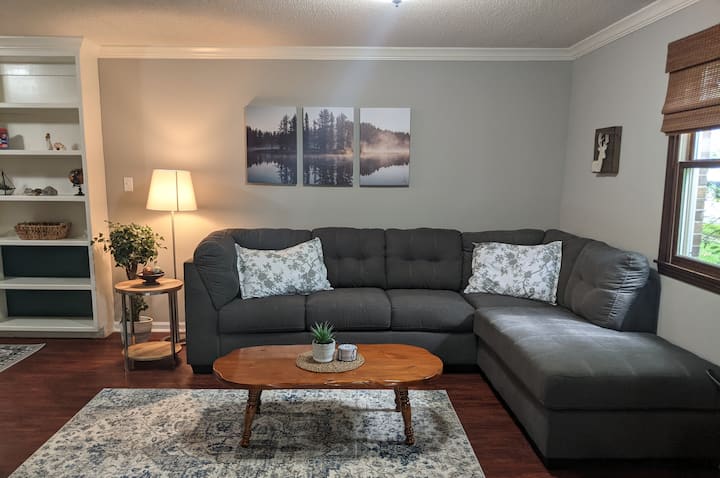 Charming Apartment For A Complete And Cozy Stay - Columbia, MO