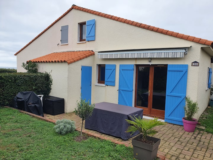 Maisonnette Accès Plage Et Sentier Côtier/tennis - Loire-Atlantique
