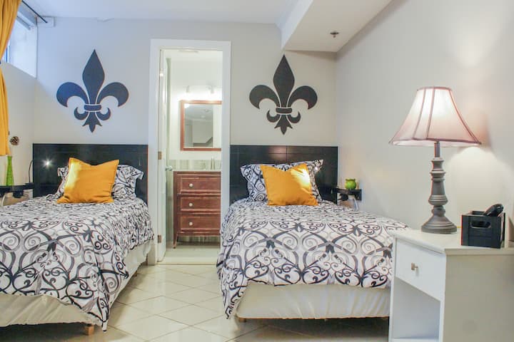 Twin Private With Ensuite - Laval
