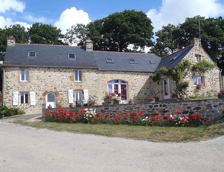 Ty Feunteun Huella, Gîte Typique Et Bien Situé - Landerneau