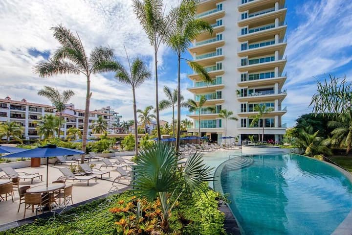 Marina Puerto Vallarta Sea View Luxury Apartment - Puerto Vallarta