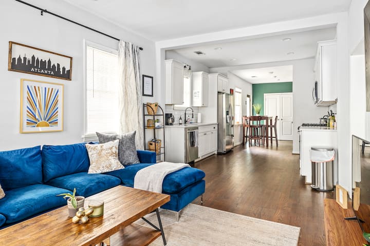 Near The Zoo! Updated, Pet Friendly, Large Yard - Hartsfield-Jackson Atlanta Airport (ATL)