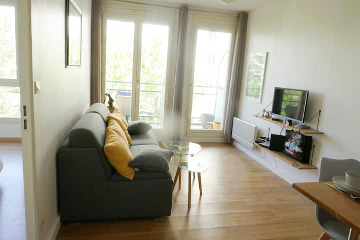 Centre Ville, T2 Au Calme, Balcon Et Parking. - Lyon