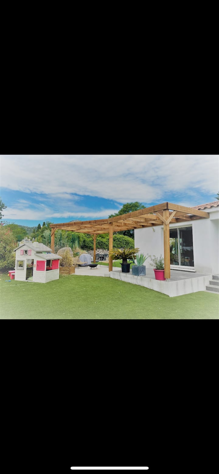 Jolie Maison Bien éQuipée - Claret