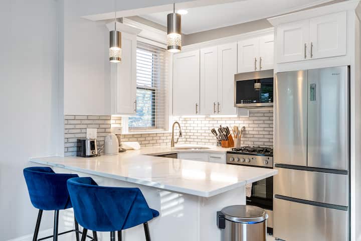 (F21) Cozy Retreat In Fenway, Guests Favorite! - Brookline, MA