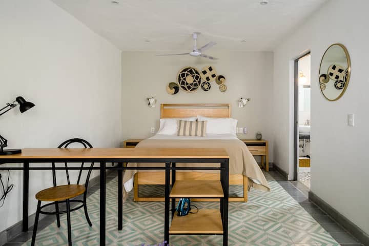 Estudio Amplio Con Cocina En Americana - Guadalajara