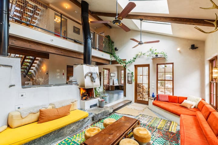 Rustic Quarry Luxury With Private Lake - Woodstock, NY