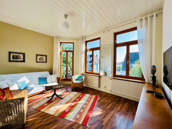 Flat In Historical Building Near Weserstadion - ブレーメン