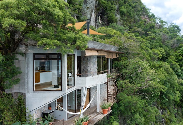 Garuda´s Nest - Guatemala