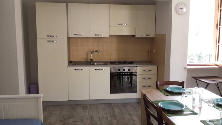 Appartamento In Villa Alassio - Alassio