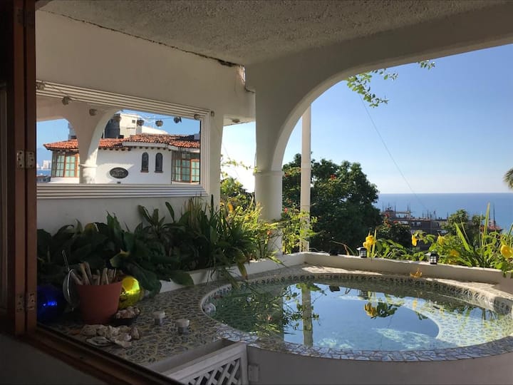 Fabulous And Spacious With Ocean Views - Puerto Vallarta