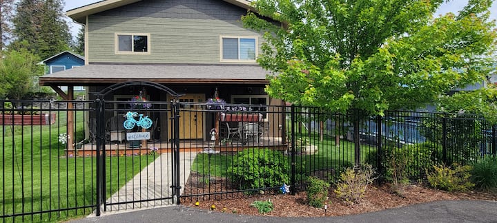 Village Grove - Bigfork, MT