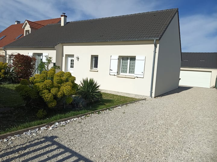 Jolie Maison Proche Orléans, 2 Chambres, Jardin - Saran