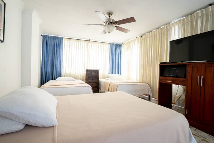 Room 404 Fam O Grupo Corp/ Fam /Corporate Groups - Cali