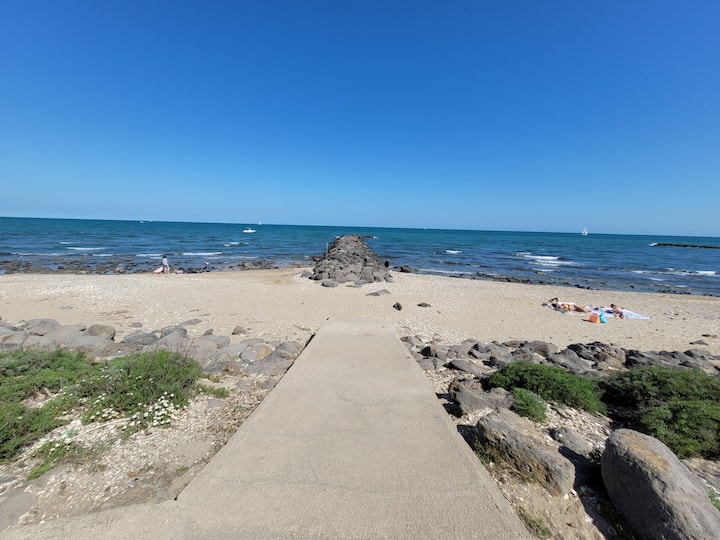 T2, 5mn Des Plages, Parking, Clim, Wi-fi - Agde