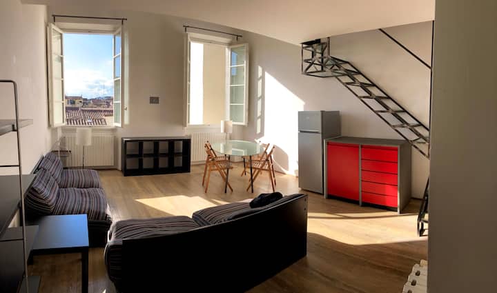 Super Luminoso Centrale Con Ascensore - Florencia