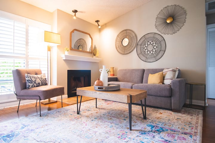 Sophisticated Uptown Escape | High-end Remodel - SDSU, San Diego