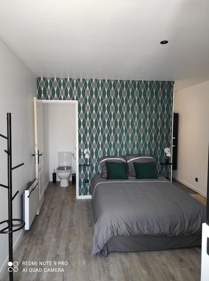 Chambre Privée Style Atelier Au Domaine Des Lutins - Lion-sur-Mer
