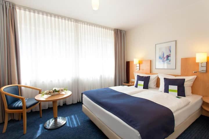 Komfortables Doppelzimmer Direkt Im Zentrum - Francfort-sur-le-Main