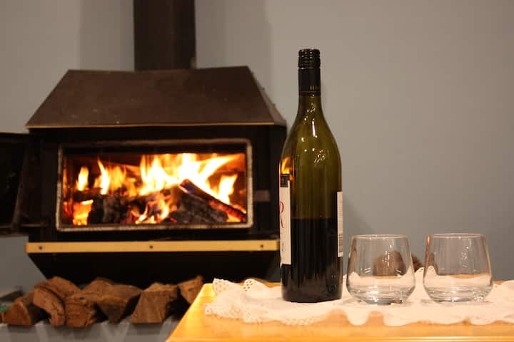 Govetts Leap Lookout Cottage With Sauna - Blackheath, NSW, Australia