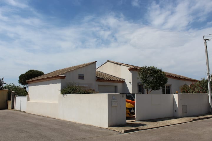 Joli Studio Au Calme De 26 M2 à Sauvian - Sauvian
