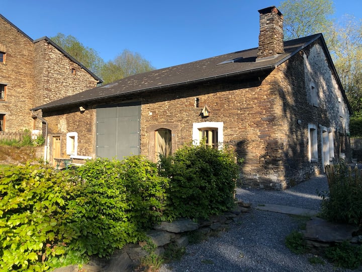 Authentiek Hoeve In Het Prachtige Cugnon-bertrix - Bertrix