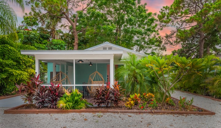 🌴The Palm & Pine🌴 Near Downtown And Beaches! - Siesta Key, FL