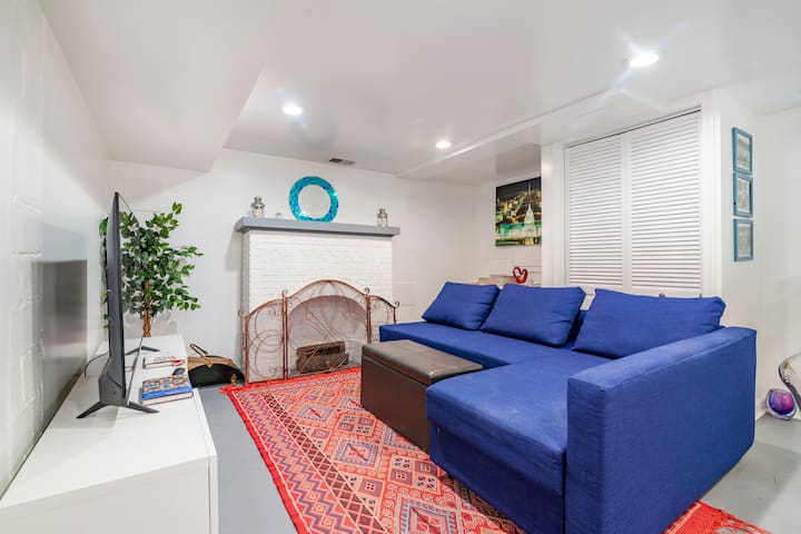 2 Bedrooms At National Arborutum In Dc - Forestville, MD