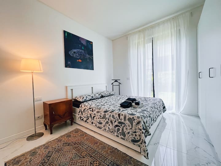 New, Clean And Bright! Near Metro With Parking! - Aéroport de Milan Linate (LIN)