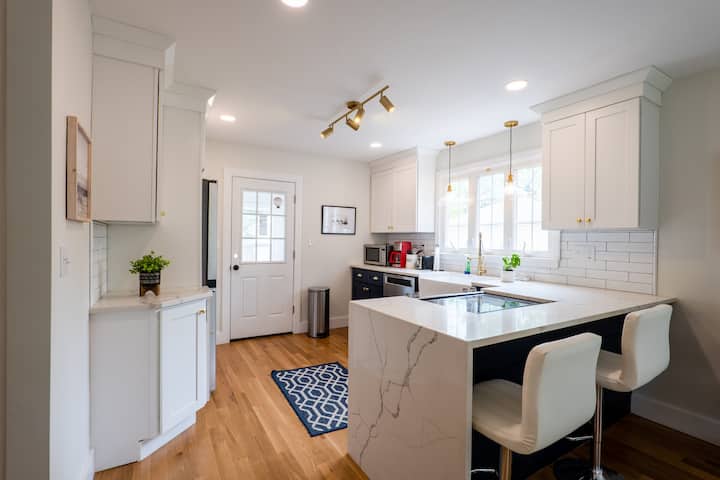 Brand New Renovated Home Close To Brown Snd Risd 9 - Rhode Island