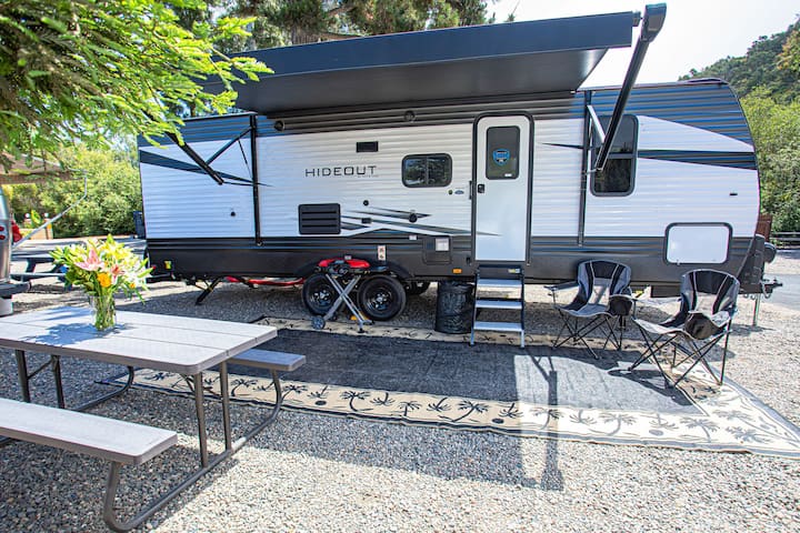 Brand New Rv Trailer - A Luxury Rv In Paso Robles - Paso Robles, CA