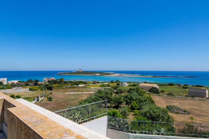 Il Mare Di Sicilia Più A Sud Di Tunisi - Portopalo di Capo Passero
