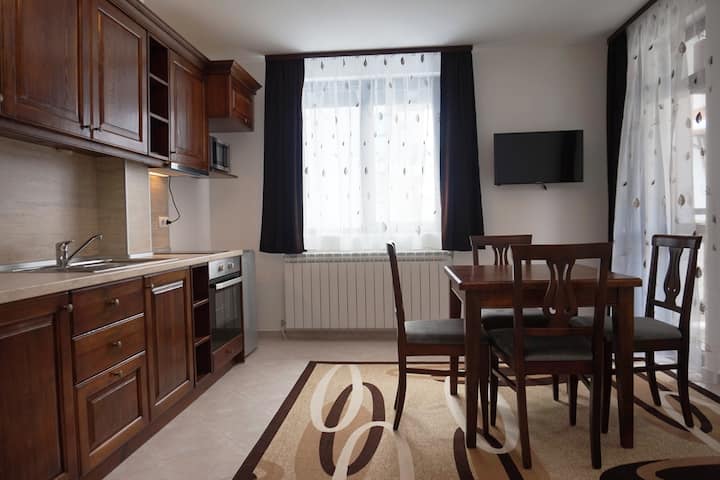 5 Min From Ski! Cosy Family Apartments! No.12 - 반스코