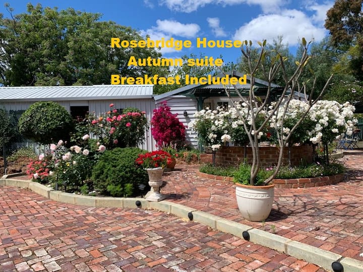 Rosebridge Luxury B&b Adult Retreat - Autumn Suite - Greenmount