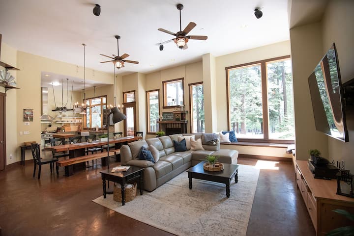 New!! Modern And Spacious High-end Home! Newly Renovated! On Golf Course! - Chester, CA