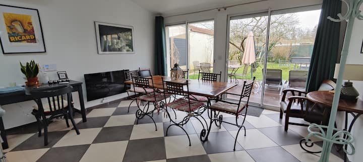 Villa Sophie - Climatisée  - Jardin Privatif - Moissy-Cramayel