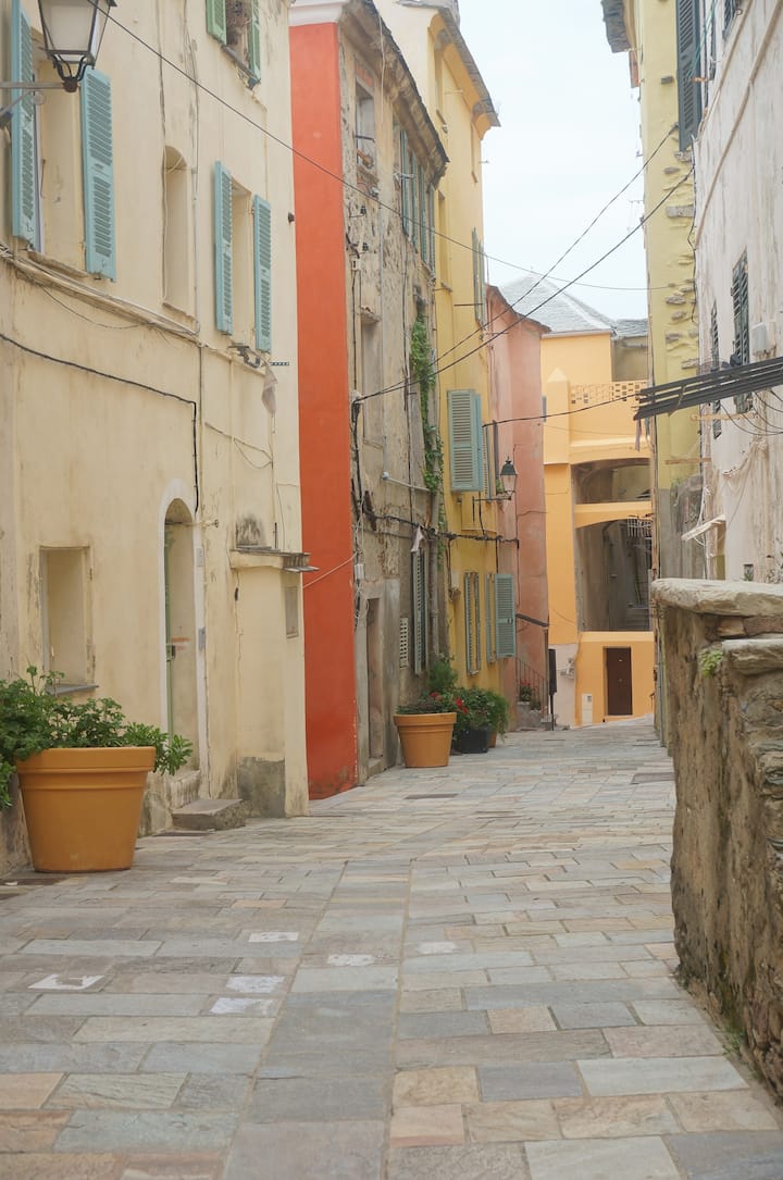 Appartement T3 Dans La Citadelle - Bastia