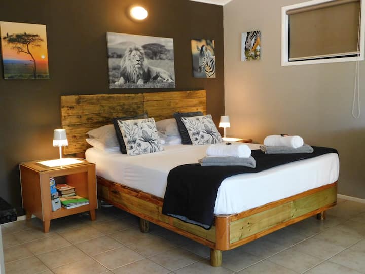 Riverbend Cabin @ Little Heaven - Yandina