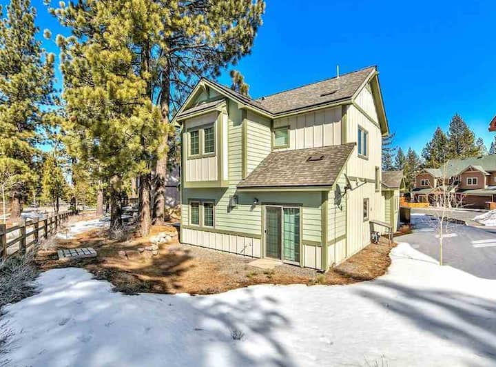 Spacious 3br/2.5ba In Beautiful Tahoe, Truckee - Truckee, CA