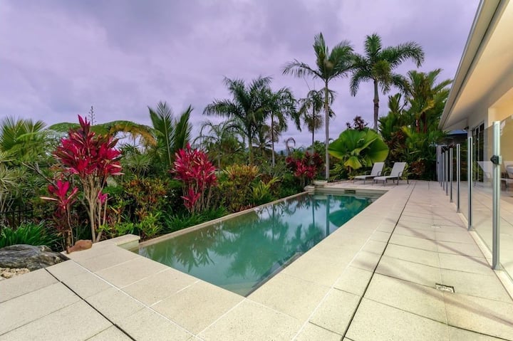 Cascade Links | Port Douglas - Port Douglas