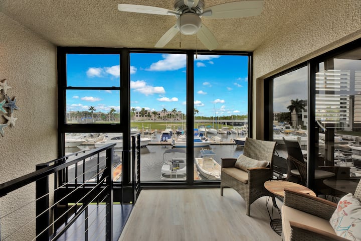 Waterfront Downtown Naples Condo - Naples