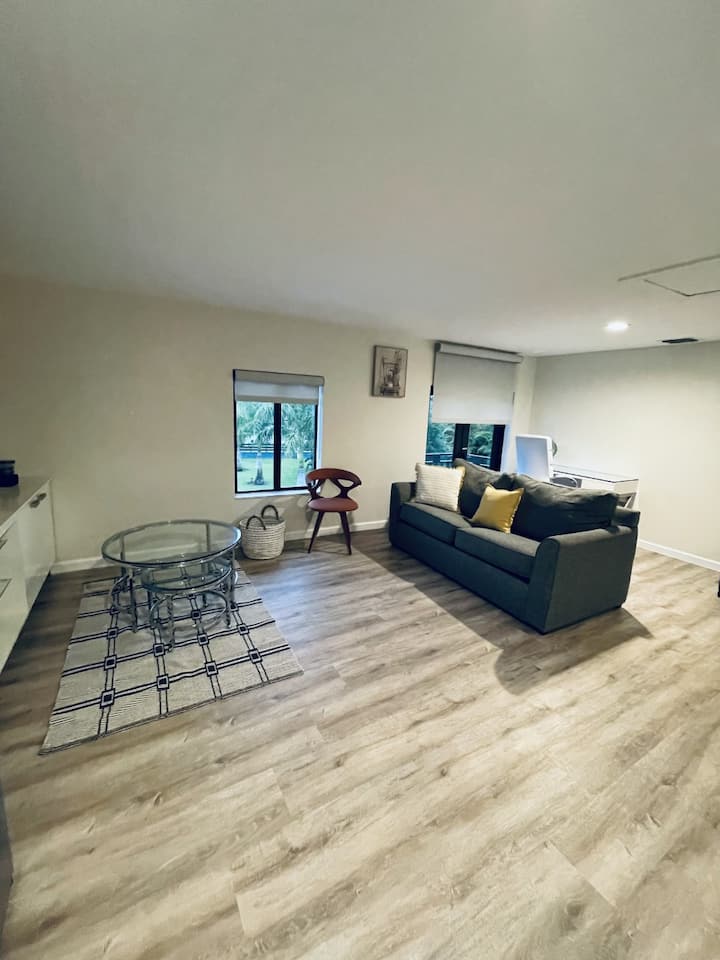 Modern Style Guesthouse In Sw Ranches, Fl - Cooper City, FL