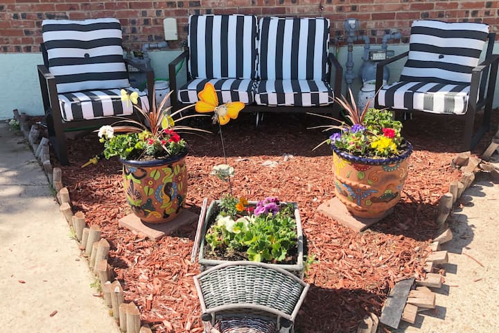 Palmer Park Oasis.  Gorgeous Views And Hot Tub! - Colorado Springs, CO