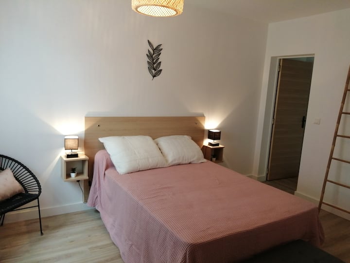 Appartement En Rez De Chaussée, 2chambres + Jardin - Saint-Jean-Pied-de-Port