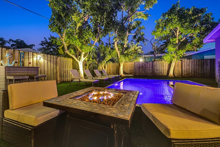 Entire House, Private Pool, Location! - Lake Worth, FL