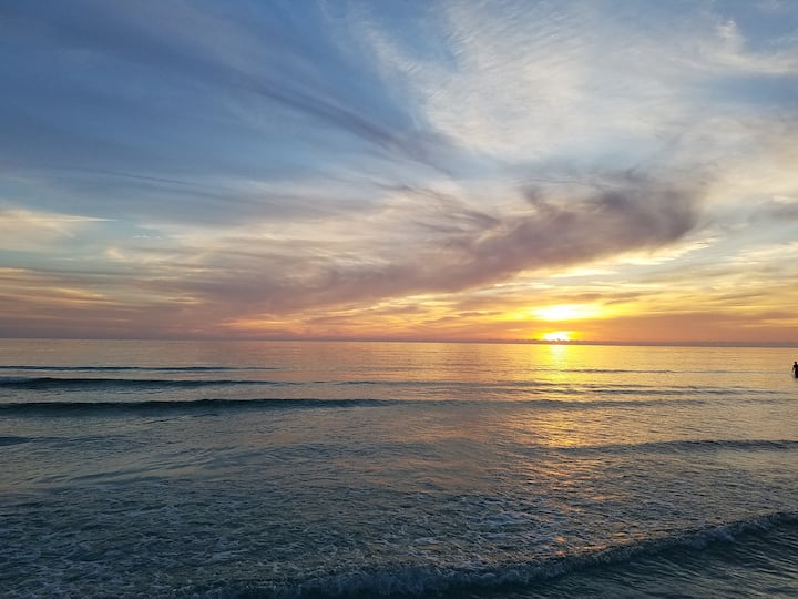 2 Bd/3 Full Ba, Private Beach, Immaculate Townhome - Siesta Key, FL